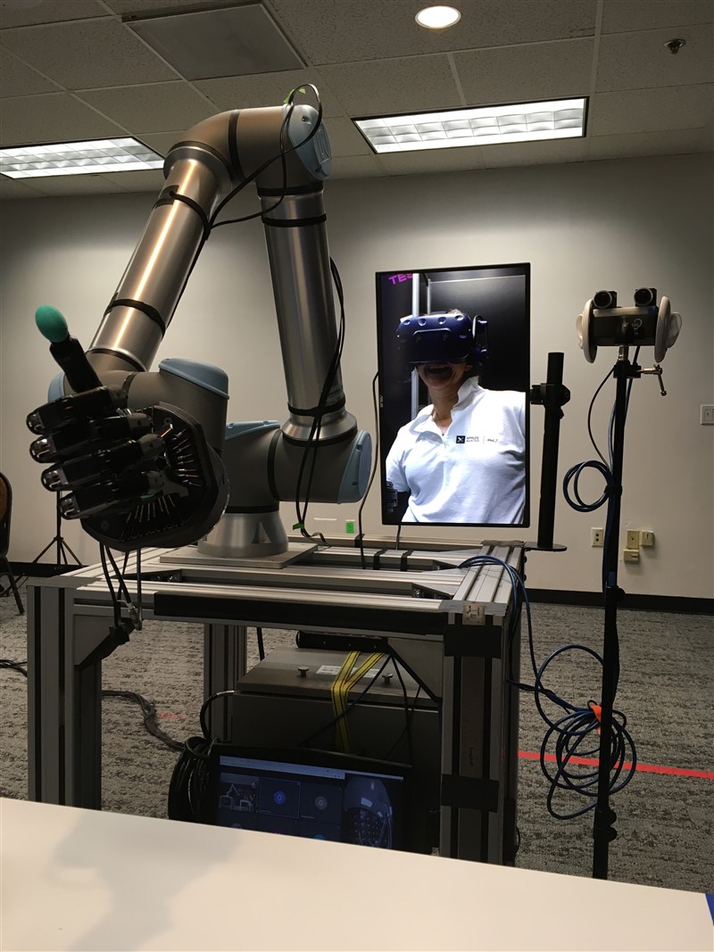 Haptic robotics system transmits realistic touch feedback worldwide ...