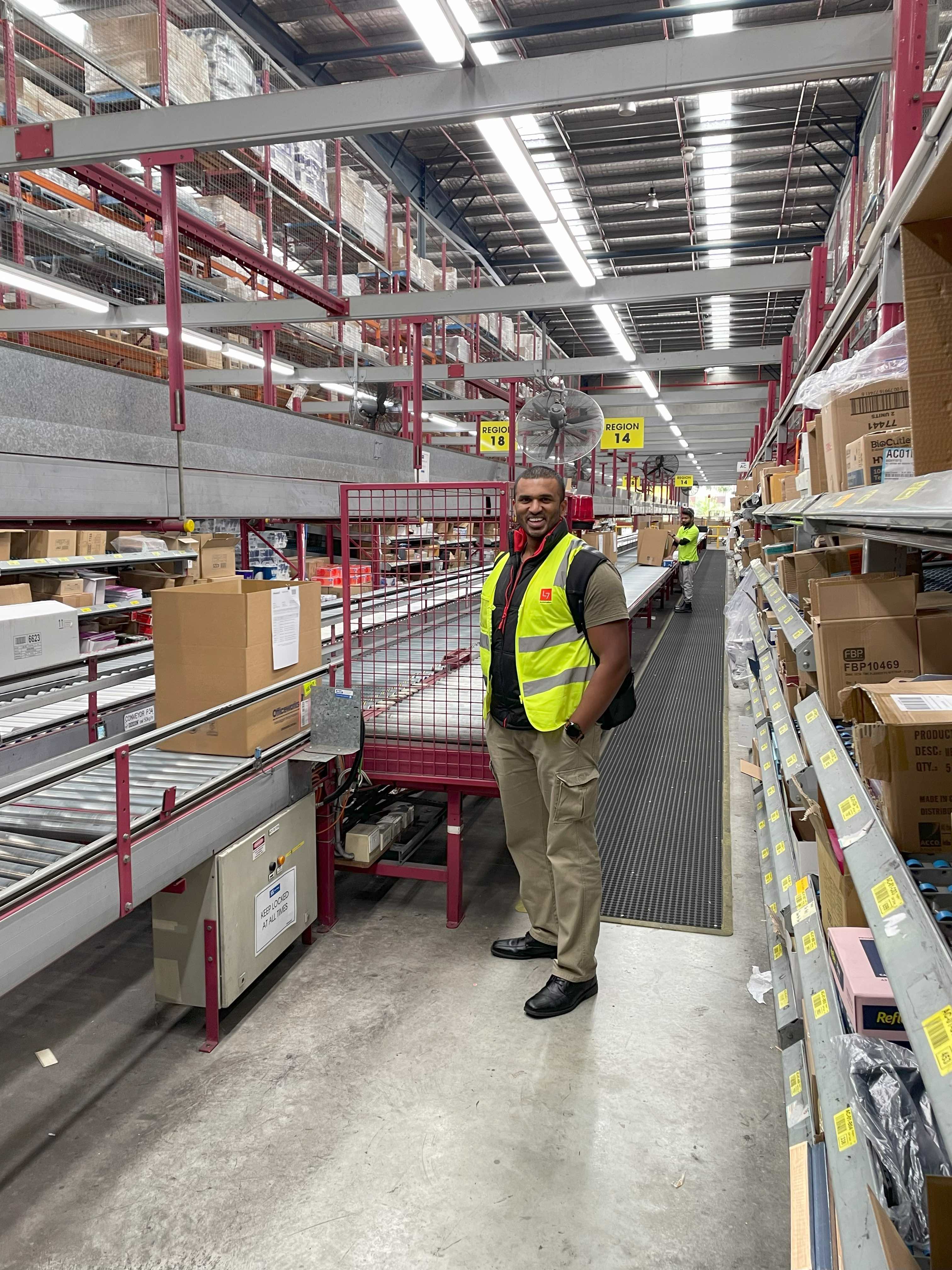 Enhancing warehouse automation with innovative system architecture ...
