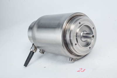 Jacket has cooling effect | DEMM Engineering and Manufacturing