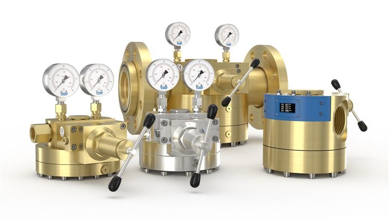 Dome-loaded pressure regulators giving maximum pressure stability ...